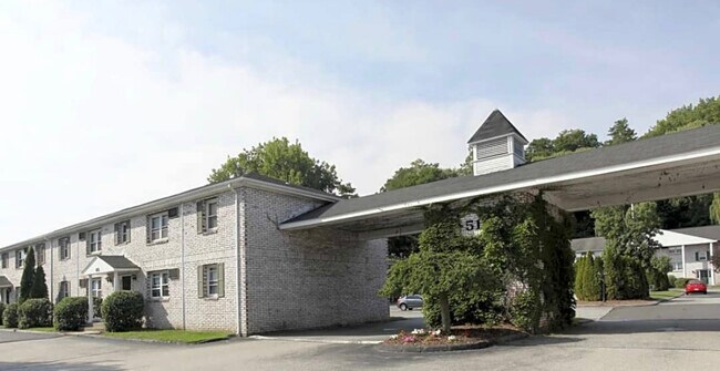 55 Van Deene Ave | Rentals in West Springfield, MA