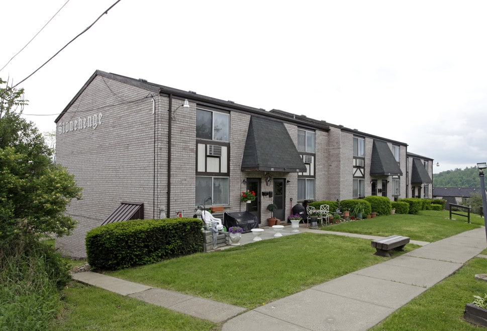 Harrison High Rise Apartments | Natrona Heights, PA Apartments For Rent