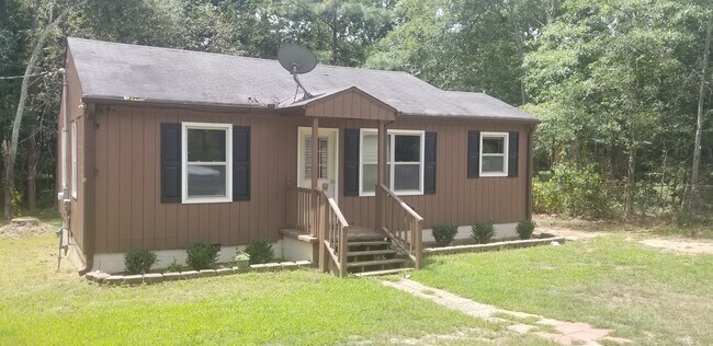 2057 Highway 81 W Rentals In Mcdonough Ga