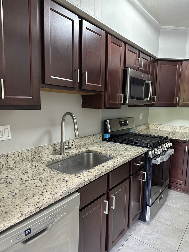 750 S Dickerson St | Rentals in Arlington, VA