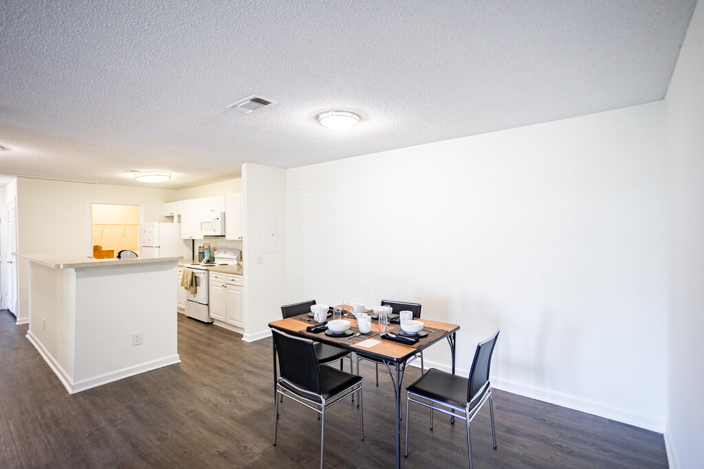 1540 Place Apartments in Murfreesboro, TN | ApartmentHomeLiving.com