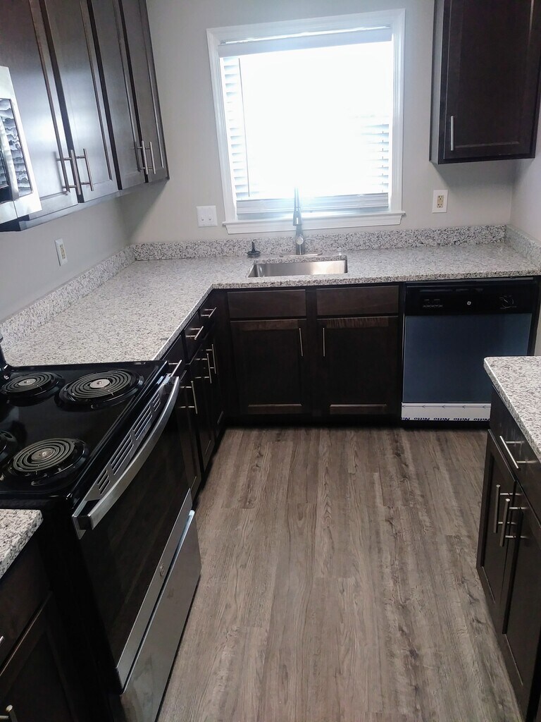 Legacy at Tech Center Apartments in Newport News, VA ...