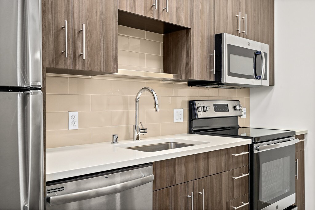 Bell Overlake | Redmond, WA Apartments