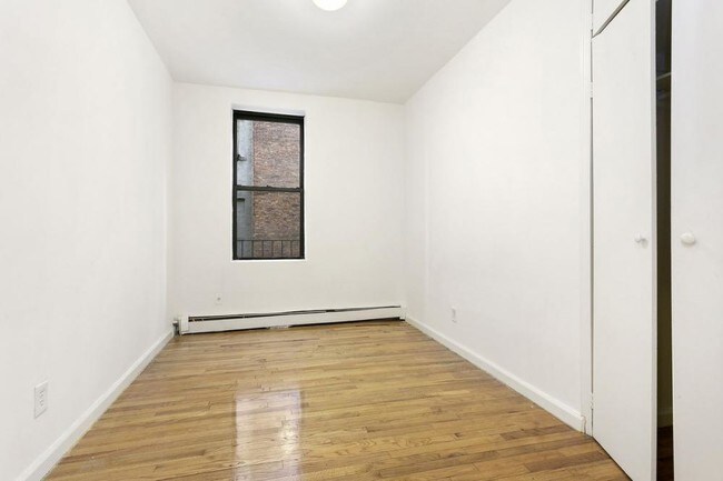 63 Pitt St | Rentals in New York, NY