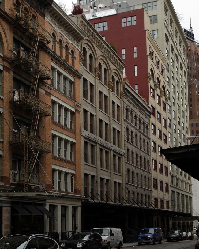 Merchant House Apartments | New York, NY Apartments For Rent