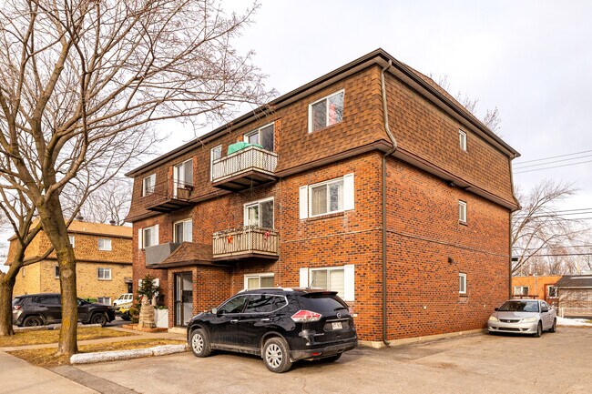 1979 Saint-Jean-Baptiste Boul Apartments | Montréal, QC Apartments For Rent