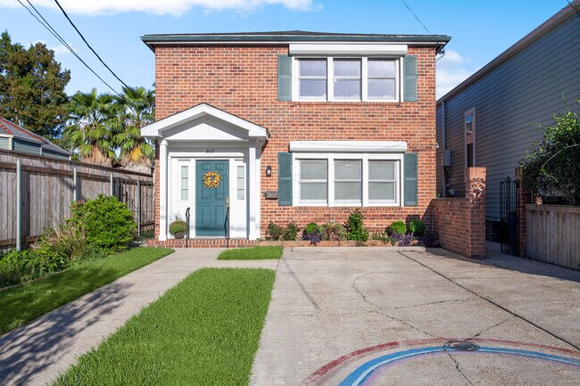 805 Valence St | Rentals in New Orleans, LA
