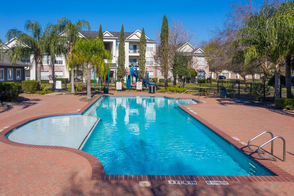 Mirabella | Houston, TX Apartments