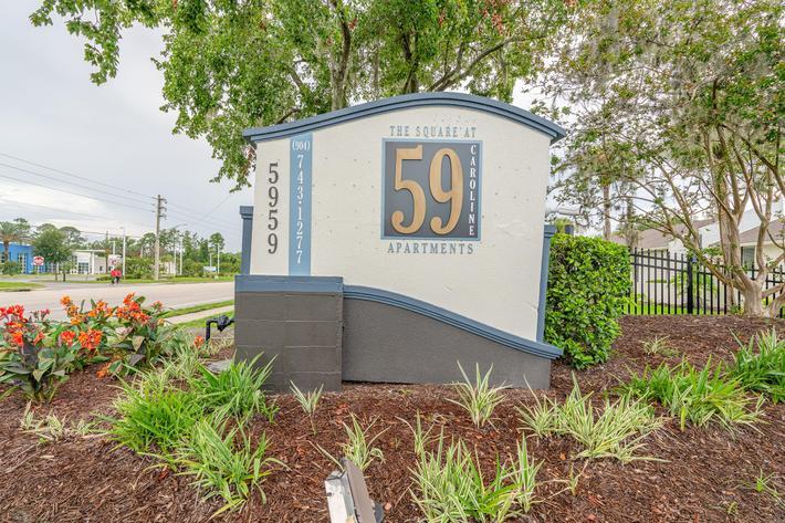 The Square at 59 Caroline | Jacksonville, FL Apartments