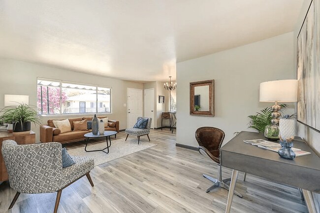 9036 El Cajon Way | Rentals in Sacramento, CA