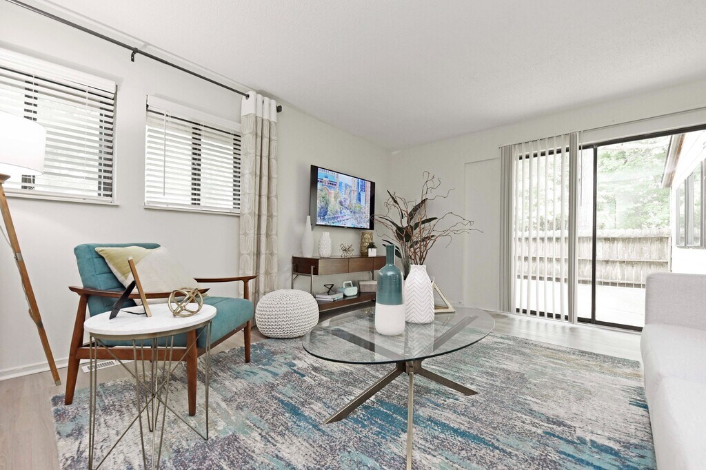 Kinley Lofts Apartments in Knoxville, TN | ApartmentHomeLiving.com