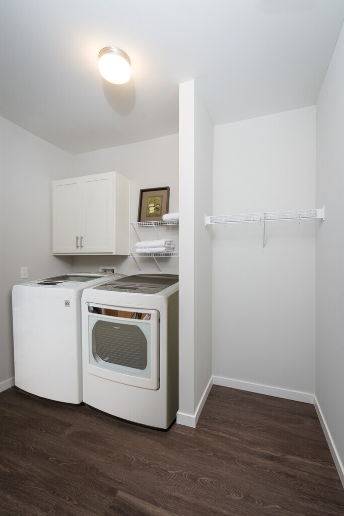 Sugar Maple Commons Apartments in Grove City, OH | ApartmentHomeLiving.com