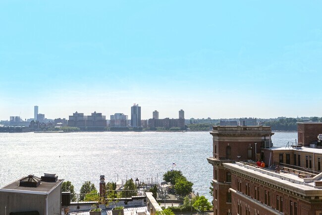 55 Jane St | Rentals in New York, NY