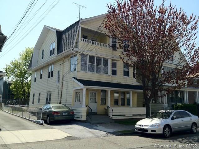 41 Jackson Ave | Rentals in Bridgeport, CT