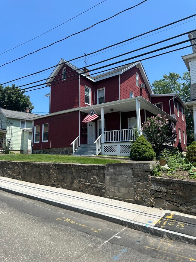 18 Osborne Ave | Rentals in Norwalk, CT