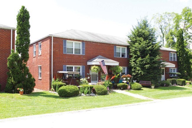 7577 Elaine Dr | Rentals in Irwin, PA