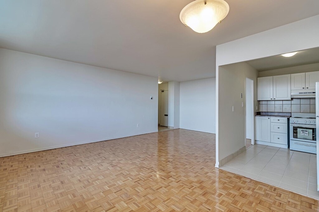 York Mills Apartments - 1200 York Mills in Toronto, ON ...