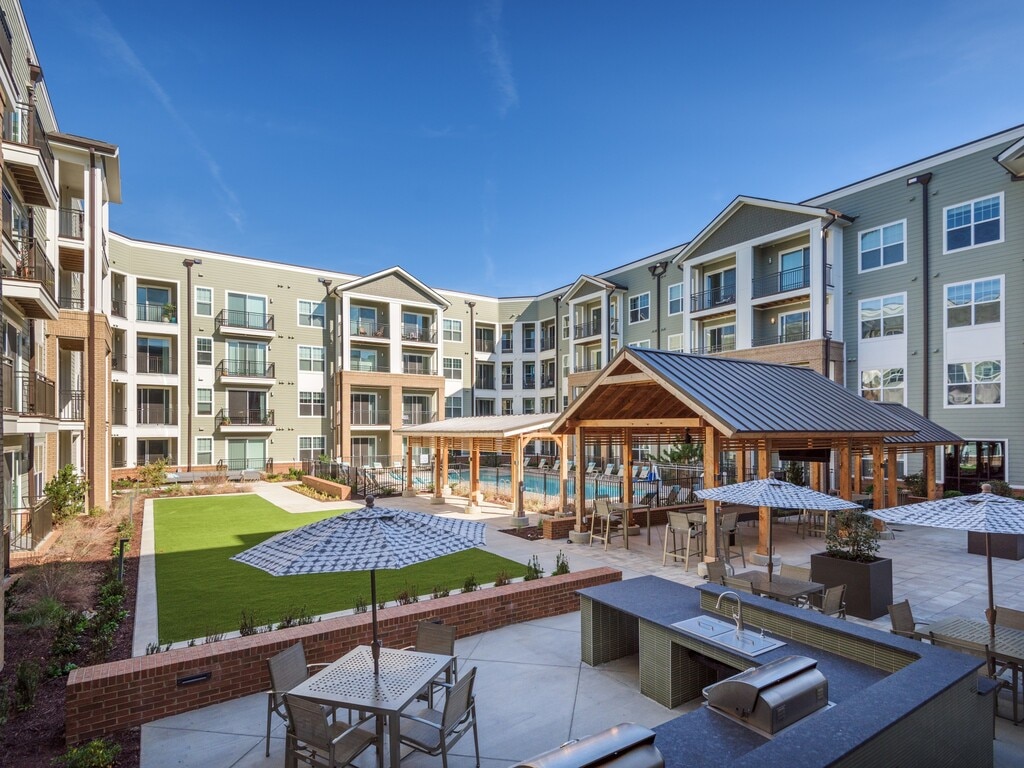 The Cardinal Apartments in Columbia, SC | ApartmentHomeLiving.com