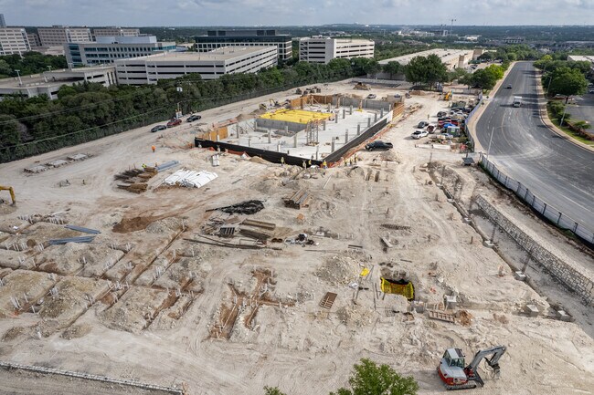 Modera EaDo | Austin, TX Apartments For Rent