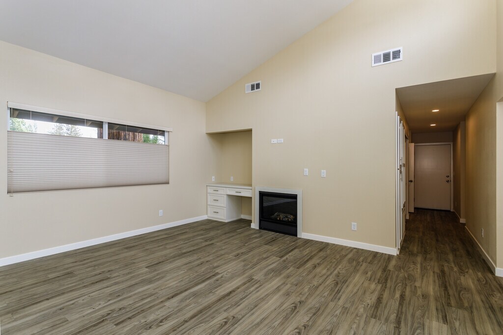 American River Commons Apartments in Sacramento, CA ...