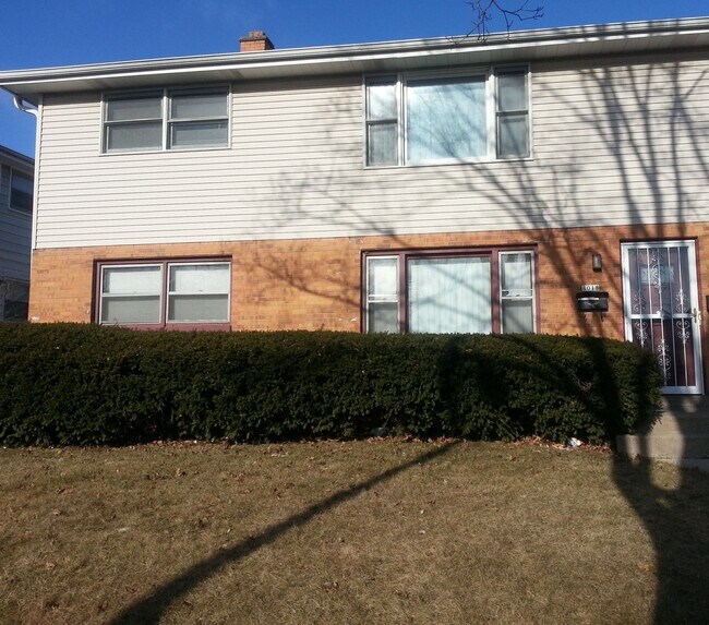 8016 W Villard Ave | Rentals in Milwaukee, WI