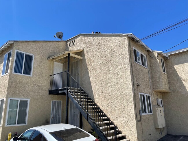 11615 Friar St | Rentals in North Hollywood, CA