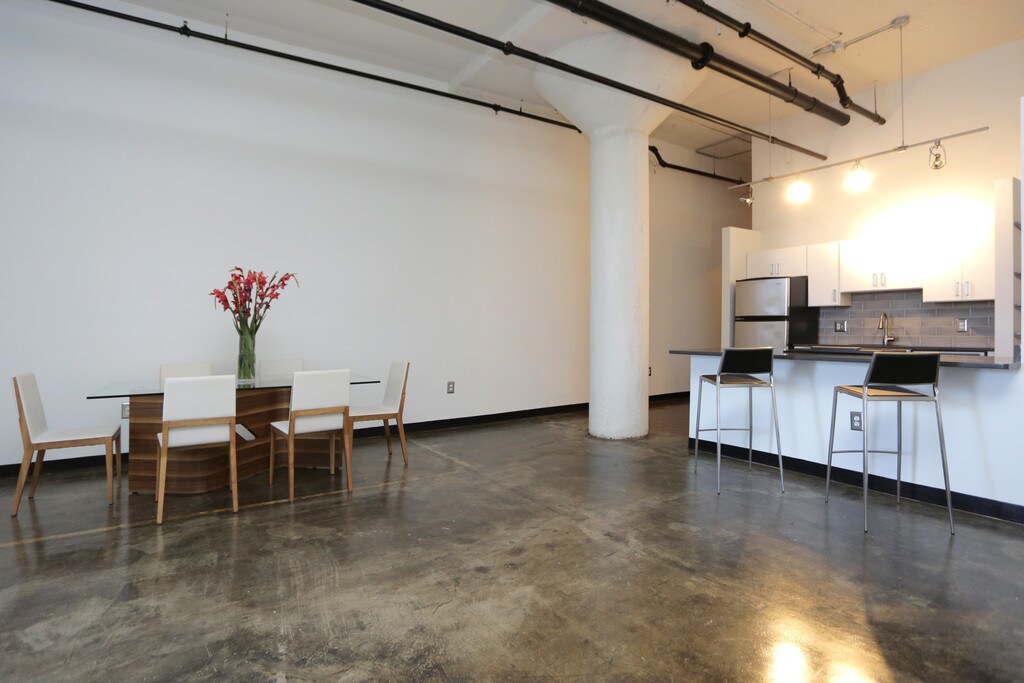 Telephone Factory Lofts Apartments in Atlanta, GA | ApartmentHomeLiving.com