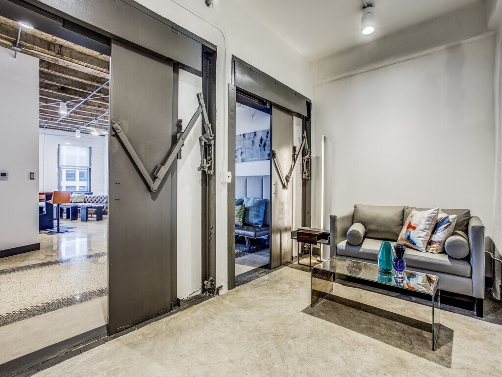 The Drakestone | Dallas, TX Apartments