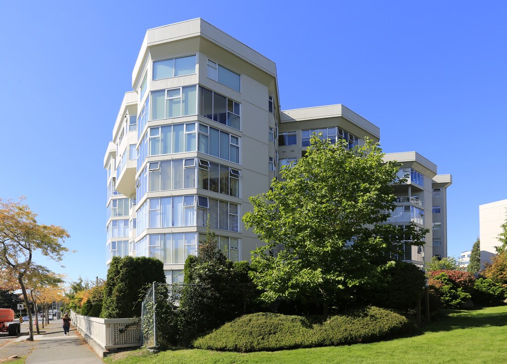 White Rock Square Ii Apartments | White Rock, BC Apartments For Rent