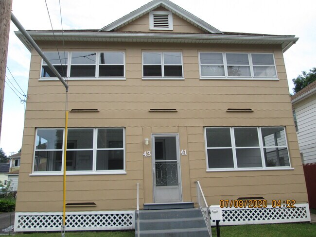 41 Decatur St | Rentals in Springfield, MA