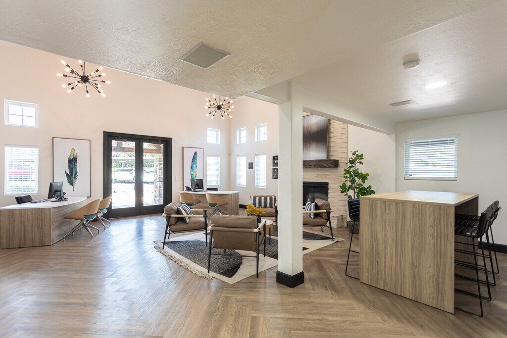 Overlook at Sunset Point Apartments in Layton, UT | ApartmentHomeLiving.com