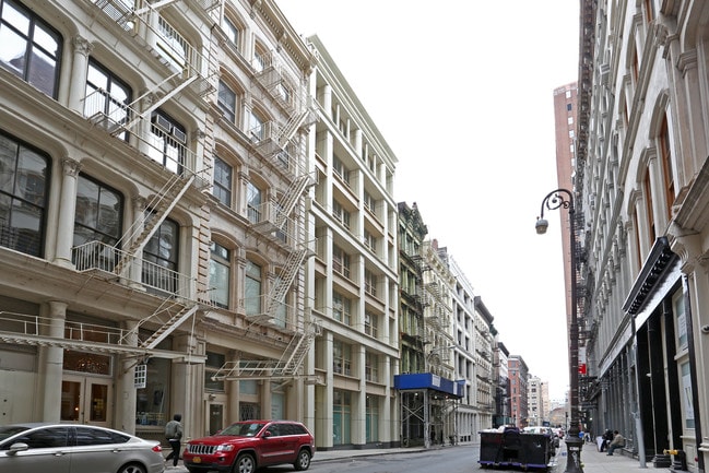 Walker 51 Apartments | New York, NY Apartments For Rent