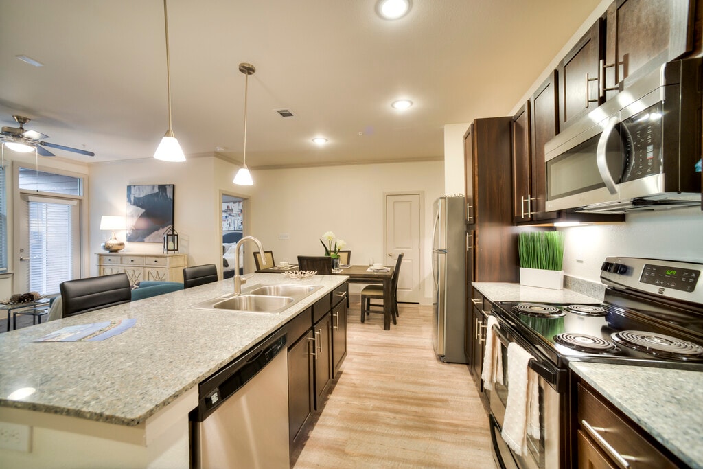 Milwee Street Apartments in Houston, TX | ApartmentHomeLiving.com