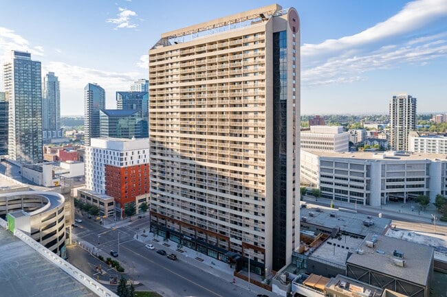 First on Tenth Apartments | Calgary, AB Apartments For Rent