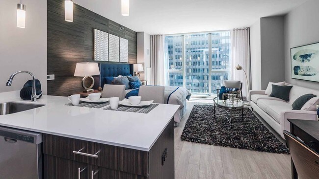 101 N Wacker Dr Apartments and Nearby Chicago Apartments For Rent ...