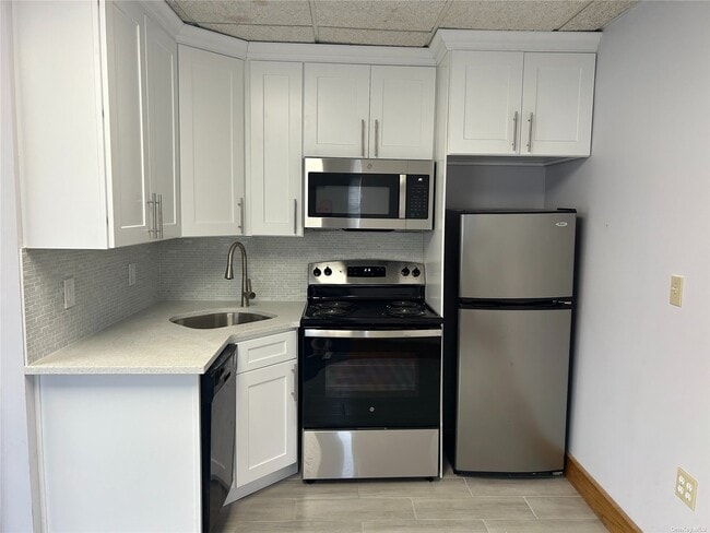 48 Nancy St | Rentals in West Babylon, NY