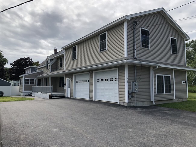 22 Hawthorne St | Rentals in Portland, ME