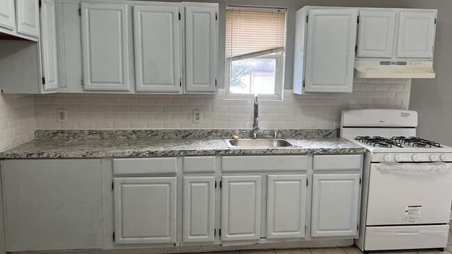 200 S 1st St | Rentals in Elizabeth, NJ