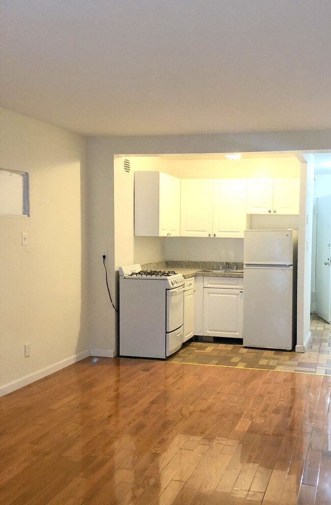 854 Amsterdam Ave | Rentals in New York, NY
