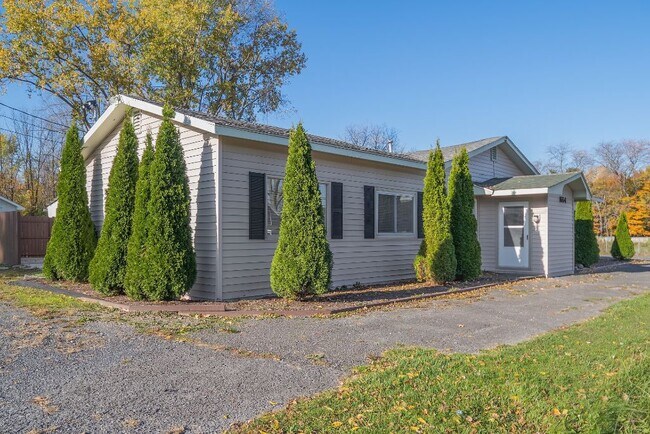 1654 Trumansburg Rd | Rentals in Ithaca, NY