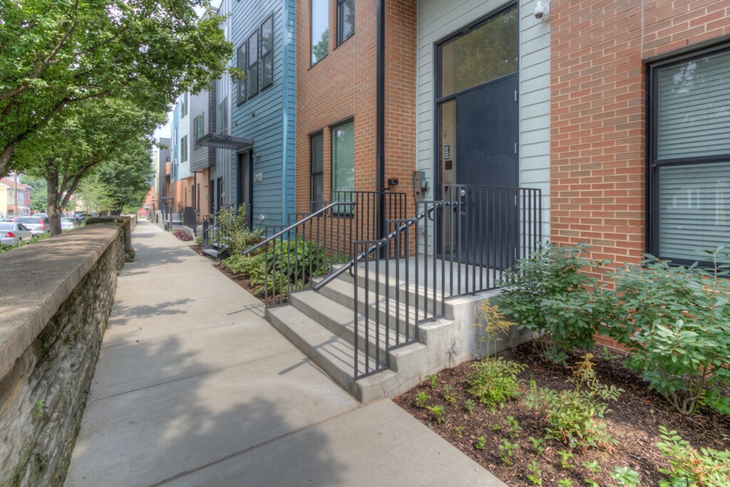 Arsenal 201 | Pittsburgh, PA Apartments