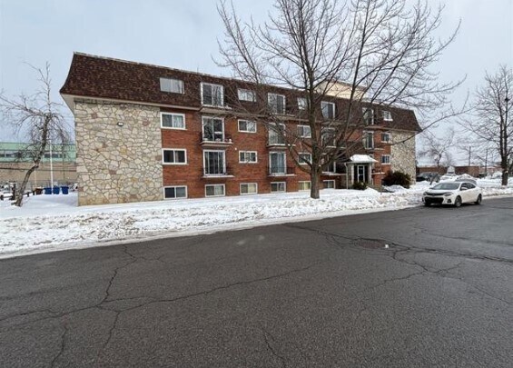 Apartments for Rent in Châteauguay, QC | ApartmentHomeLiving.com