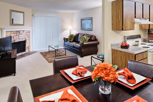 Arlington Oaks Apartment Homes | Arlington, TX Apartments