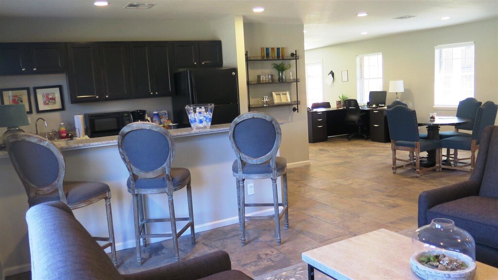 Shadow Hawk | Monroe, LA Apartments
