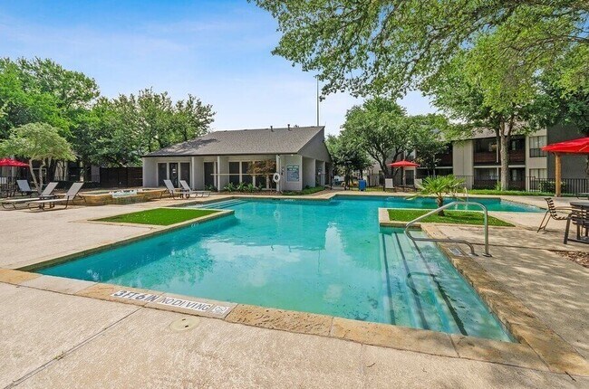 Summit Ridge | Arlington, TX Apartments