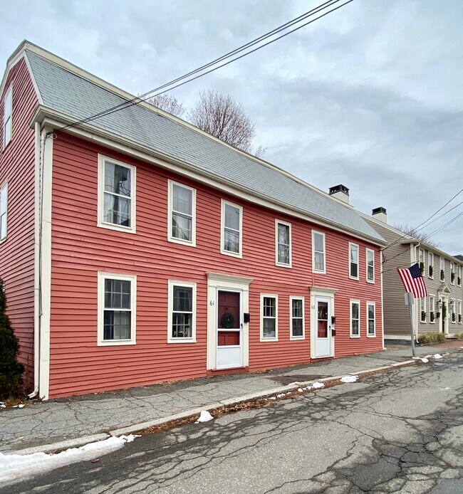 63 Middle St | Rentals in Newburyport, MA