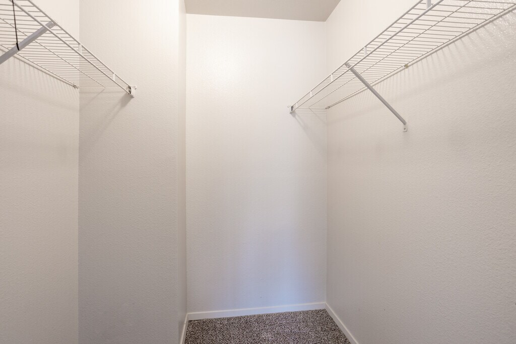 Lookout Ridge Apartments in Harker Heights, TX | ApartmentHomeLiving.com