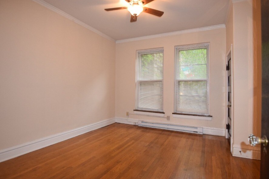 Greystone Court Apartments in Columbus, OH | ApartmentHomeLiving.com