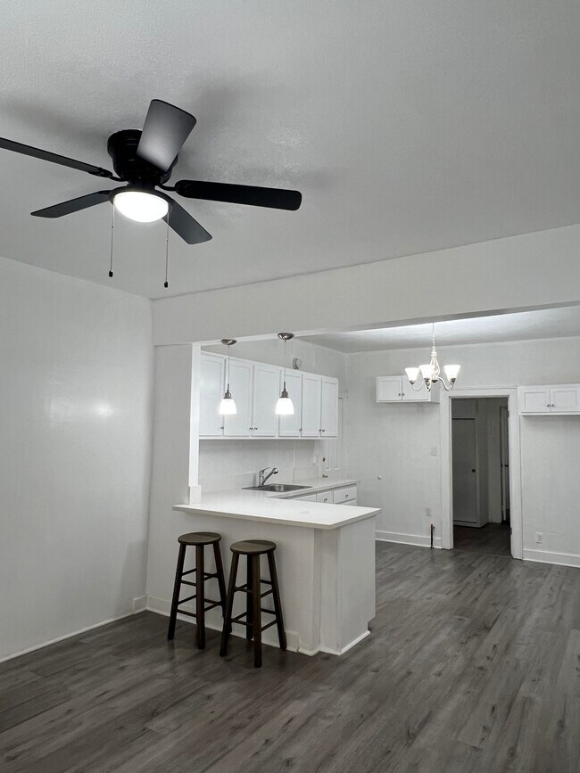 4126 N Figueroa St | Rentals in Los Angeles, CA