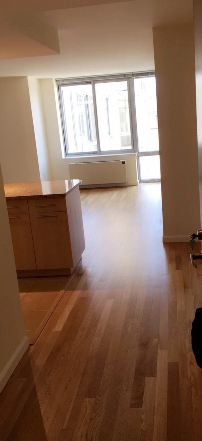 27 Barker Ave | Rentals in White Plains, NY